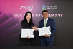 Standard Chartered to power DeCard in Singapore through partnership ...