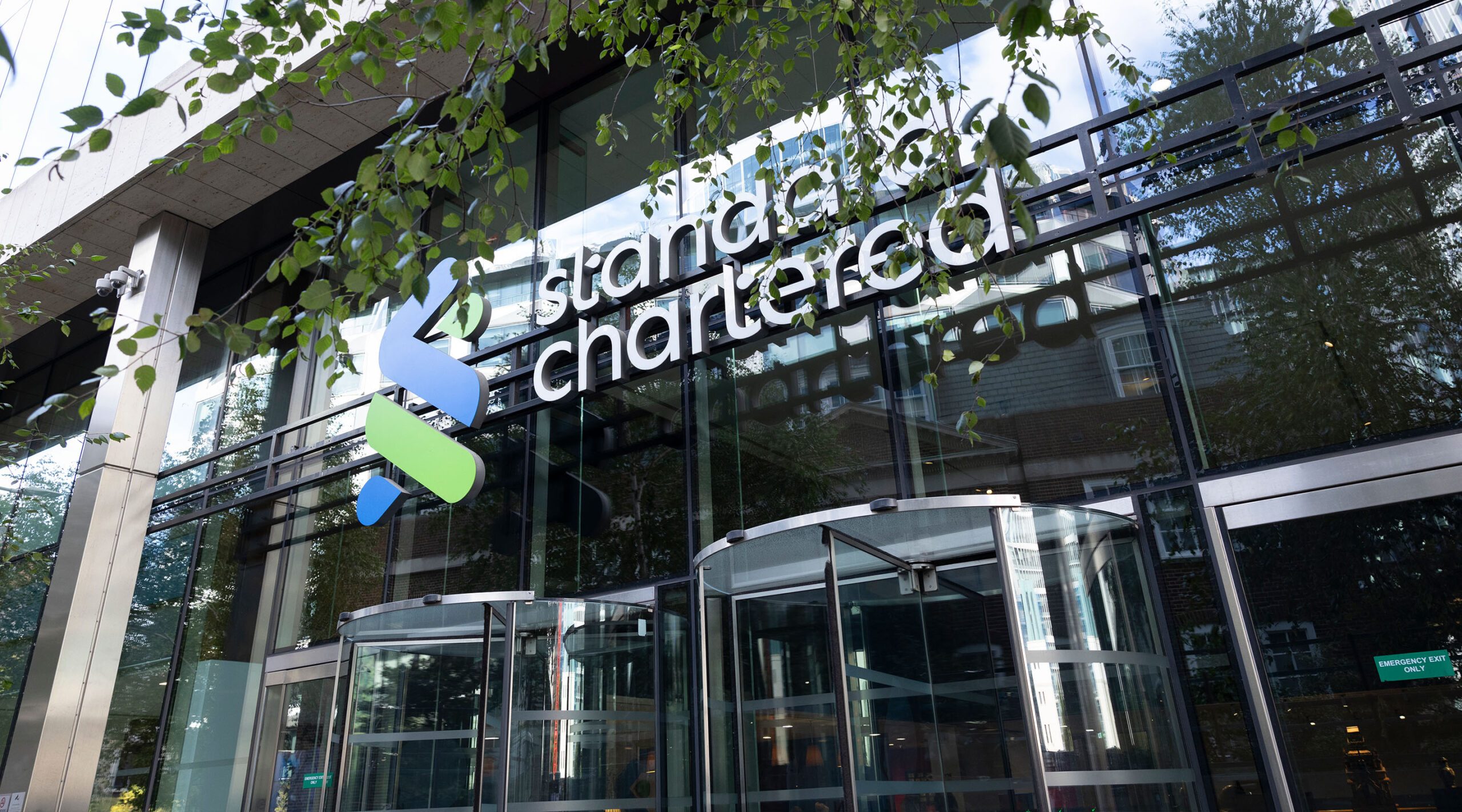 Standard Chartered raises over USD3 billion in Signature CIO Funds AUM ...
